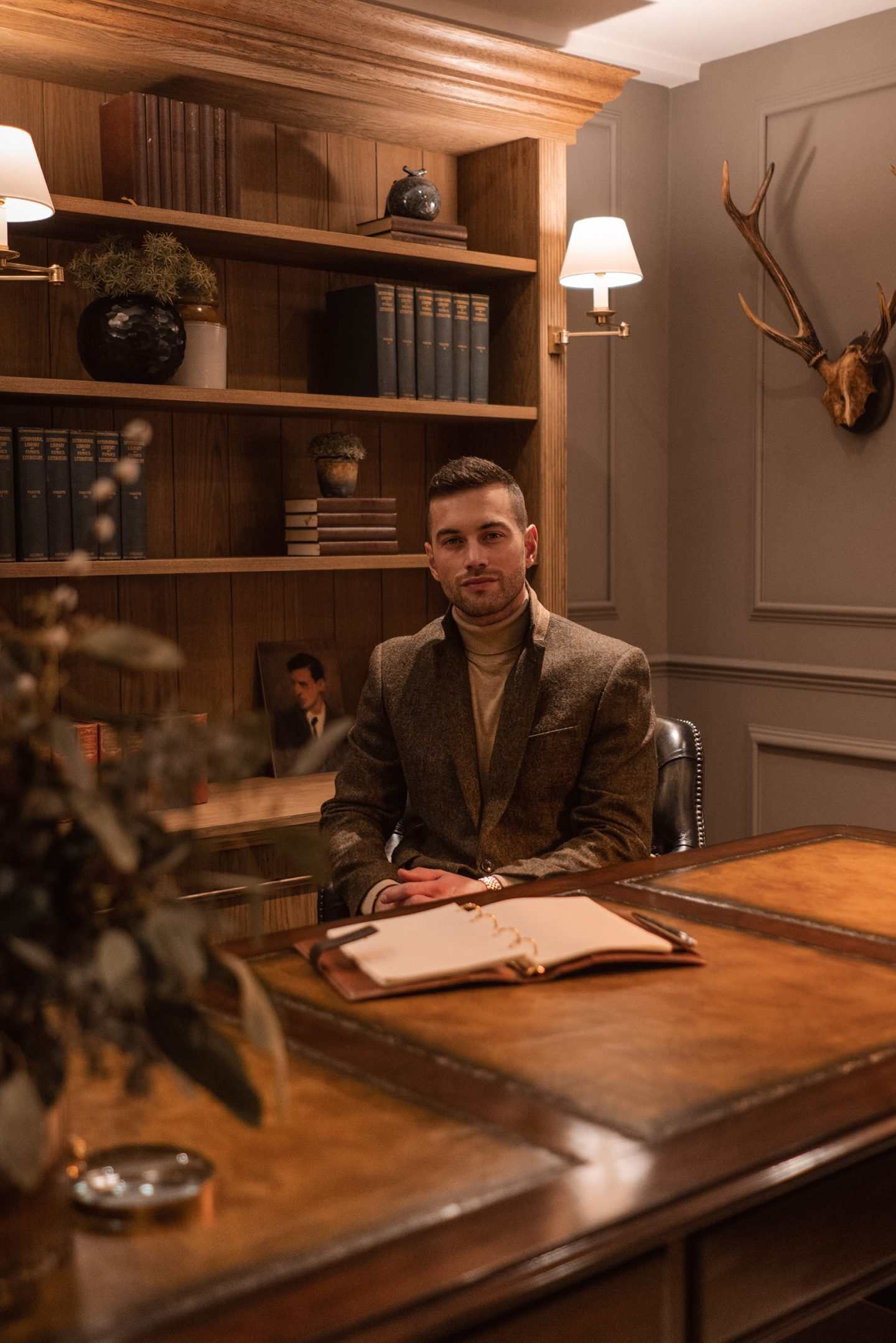 TRADITIONAL GENTLEMAN’S OFFICE – Ali Gordon